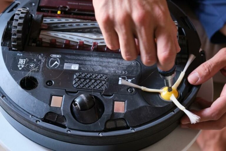 Smart Glasses for Maintenance and Inspection Purposes